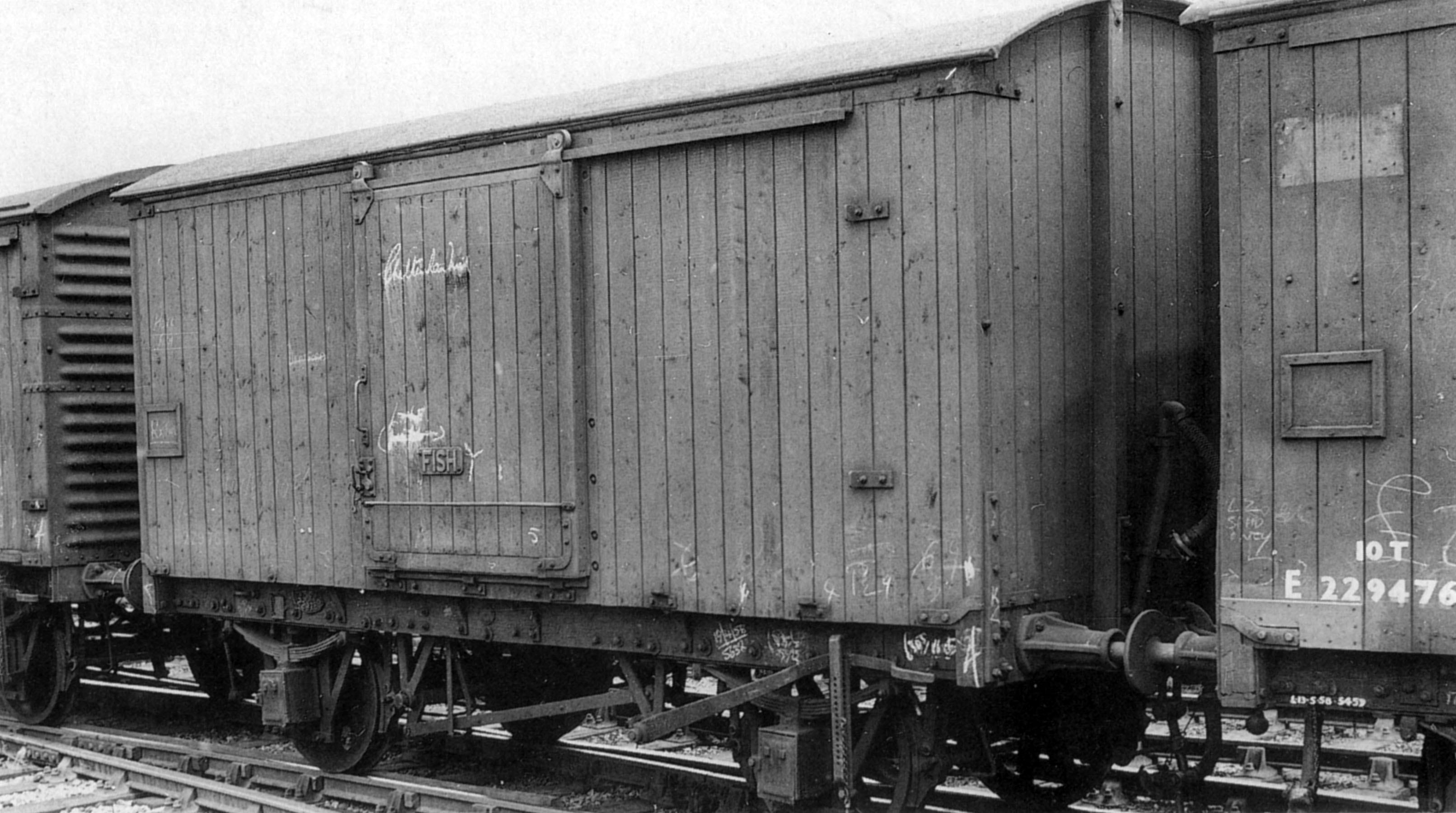 Alextrack: Model Railways: 2mm Finescale: Non Passenger Carrying ...